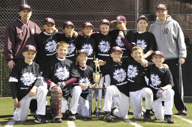 Mercer Island baseball team wins tournament | Sports briefs | Mercer ...