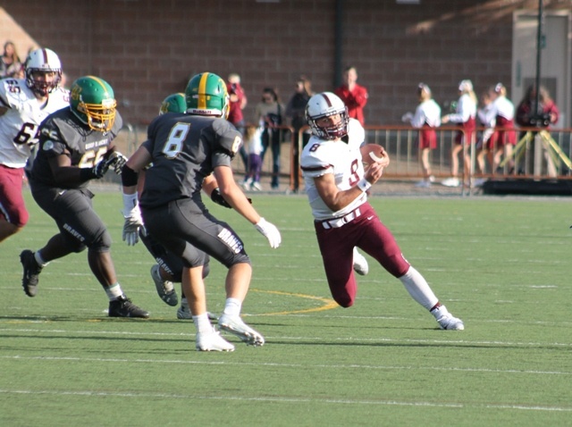 Islanders can’t contain Blanchet in opener | Mercer Island Reporter