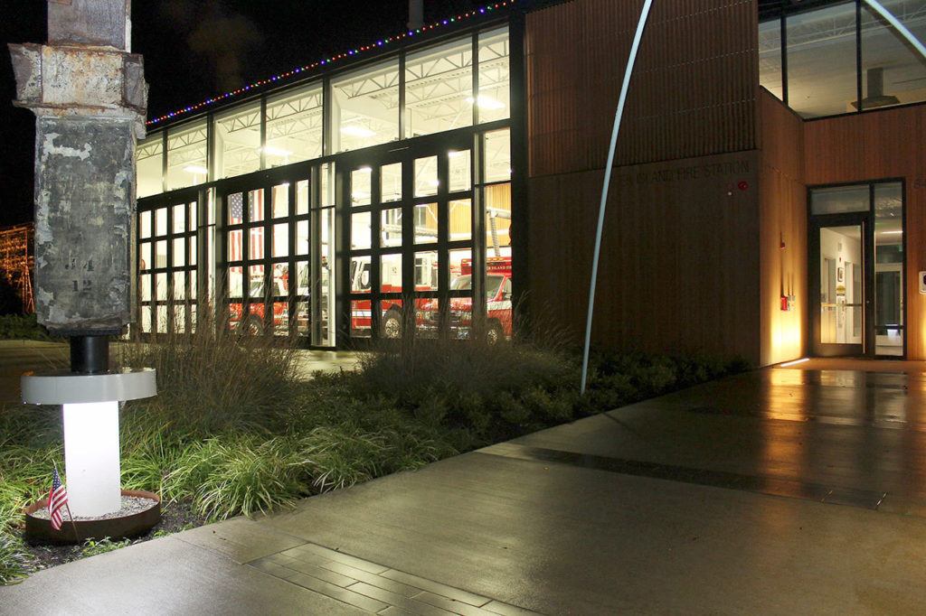 Eye on MI | Fire station lights | Mercer Island Reporter