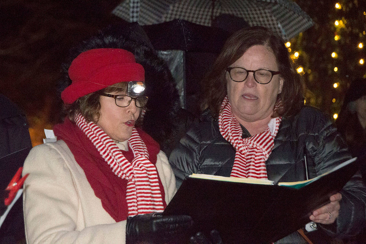 Holiday merriment marks Mercer Island tradition | Photos | Mercer ...