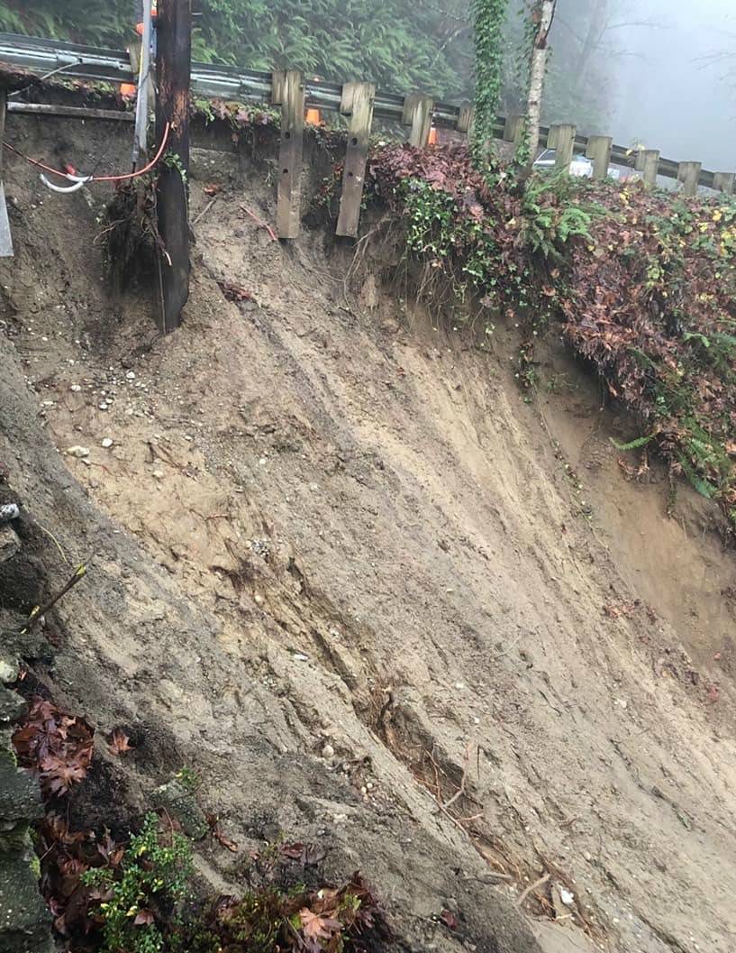 Portion Of East Mercer Way Still Closed Due To Small Landslide Mercer