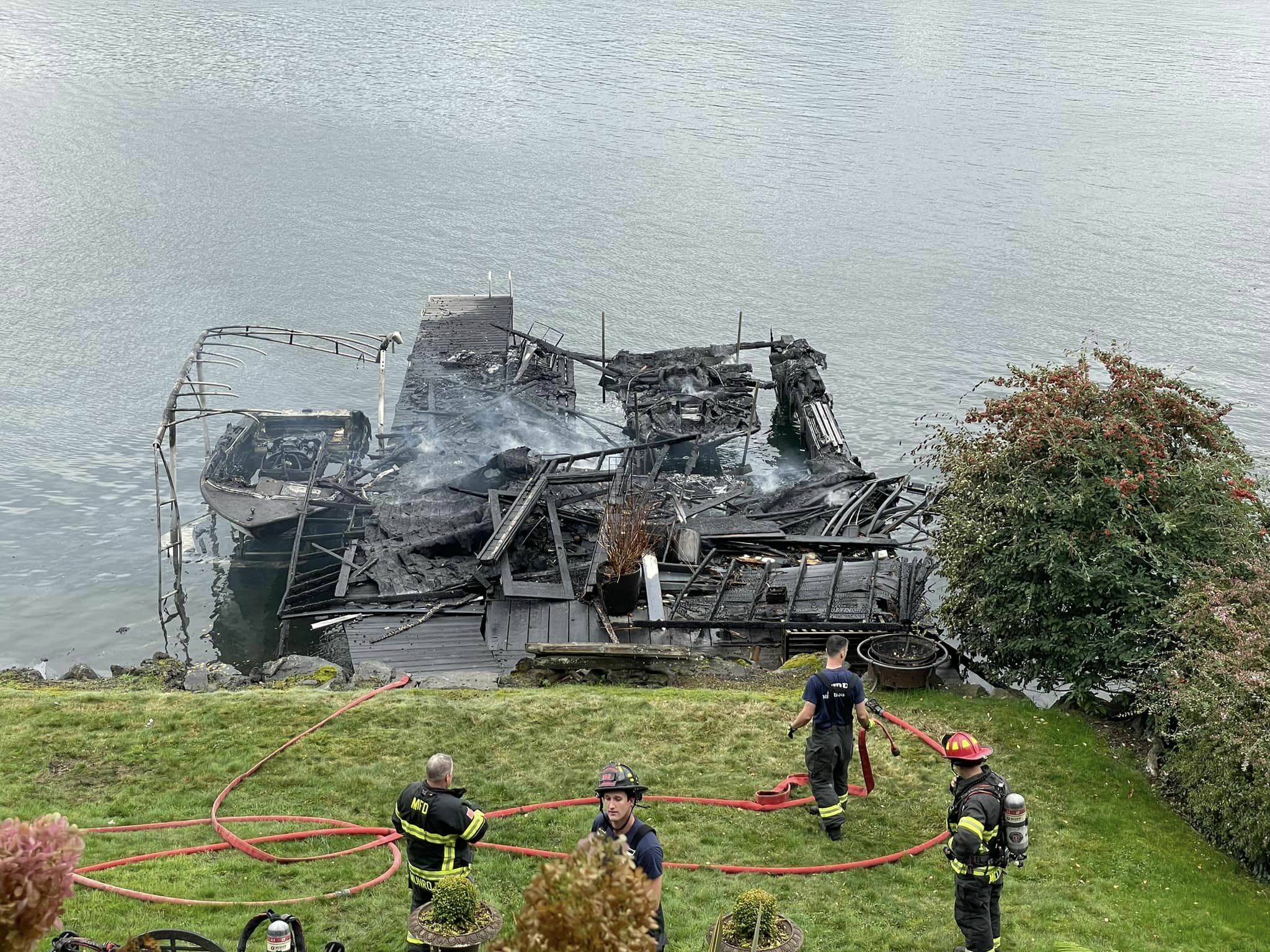 MI crews extinguish dock and boat fire | Mercer Island Reporter