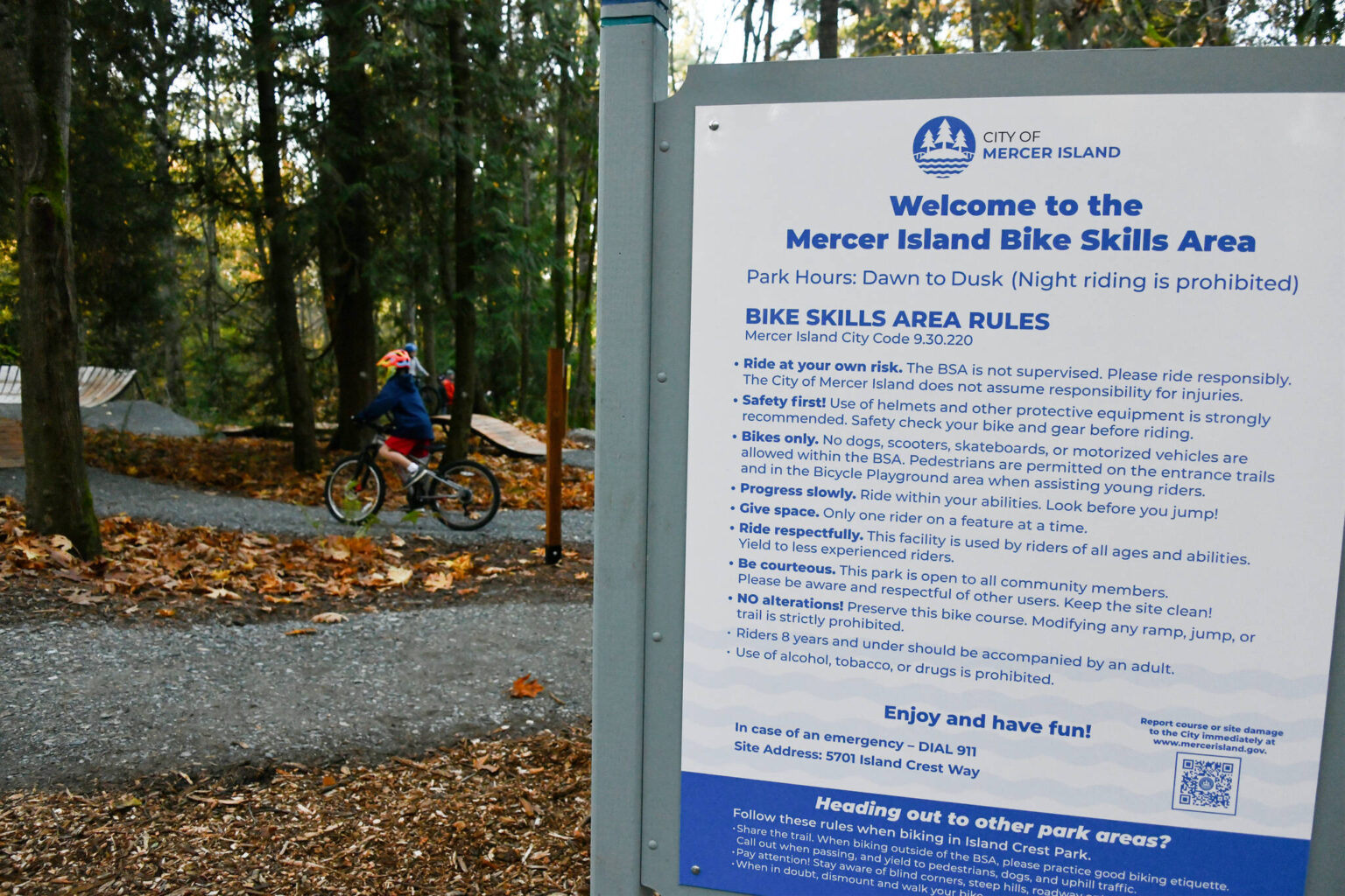 Riders jump into new Bike Skills Area on opening day | Mercer Island ...