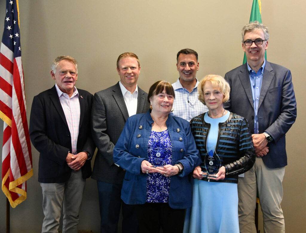 MI City Council honors 2023 Community Members of the Year | Mercer ...
