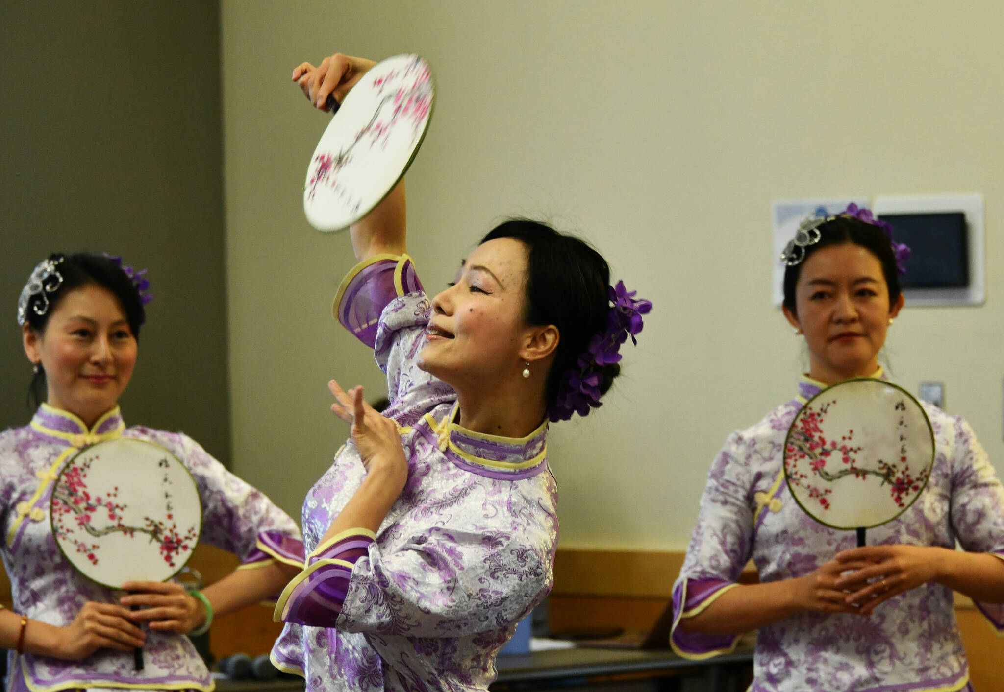 Chinese classical dancing and more at festival carnival | Mercer Island ...