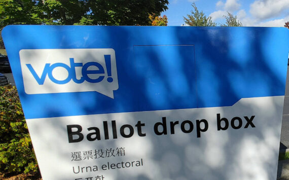 Mercer Island Library extends hours/ City briefs | Mercer Island Reporter