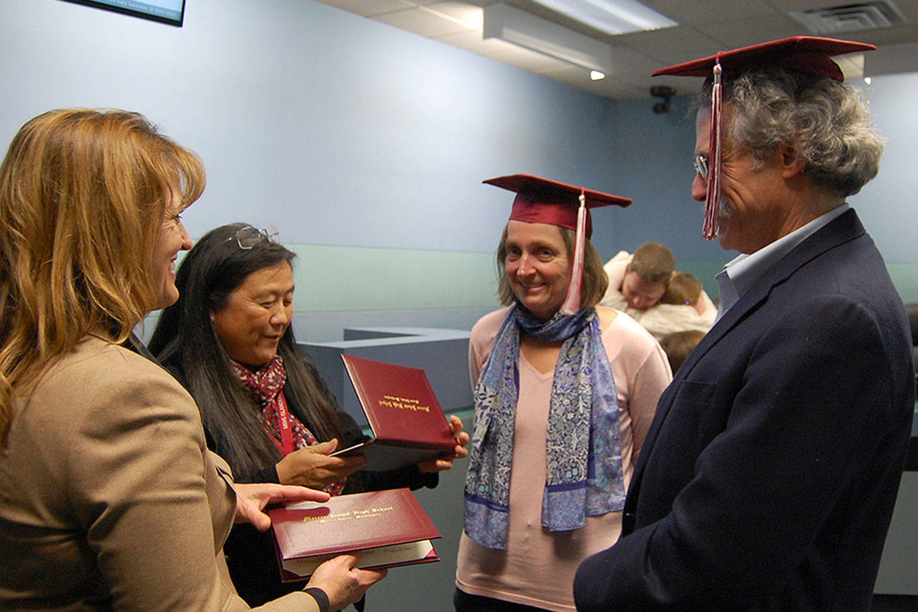 Student and STEM-focused members retire from Mercer Island School Board ...