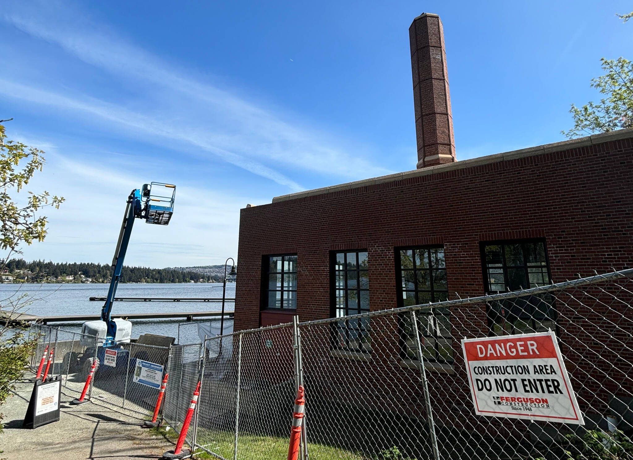 Crew continues construction work on Boiler Building | Mercer Island ...